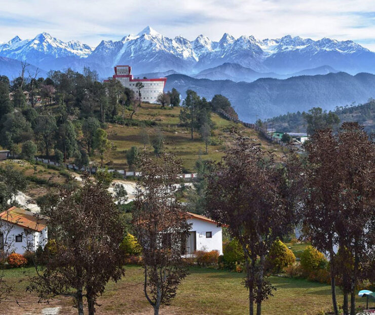 Visit this Hidden Gem of India in Uttarakhand: Chaukori
