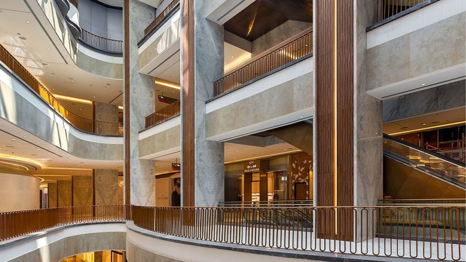 Jio World Plaza: India's Largest Luxury Mall Opens in Mumbai