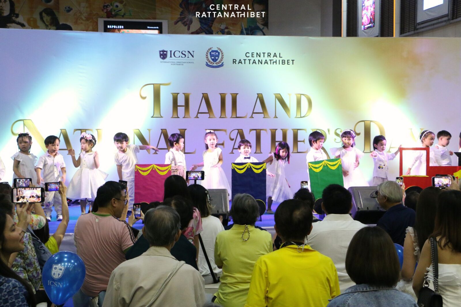 ICSN Celebrates Thai Father's Day at Central Rattanathibet