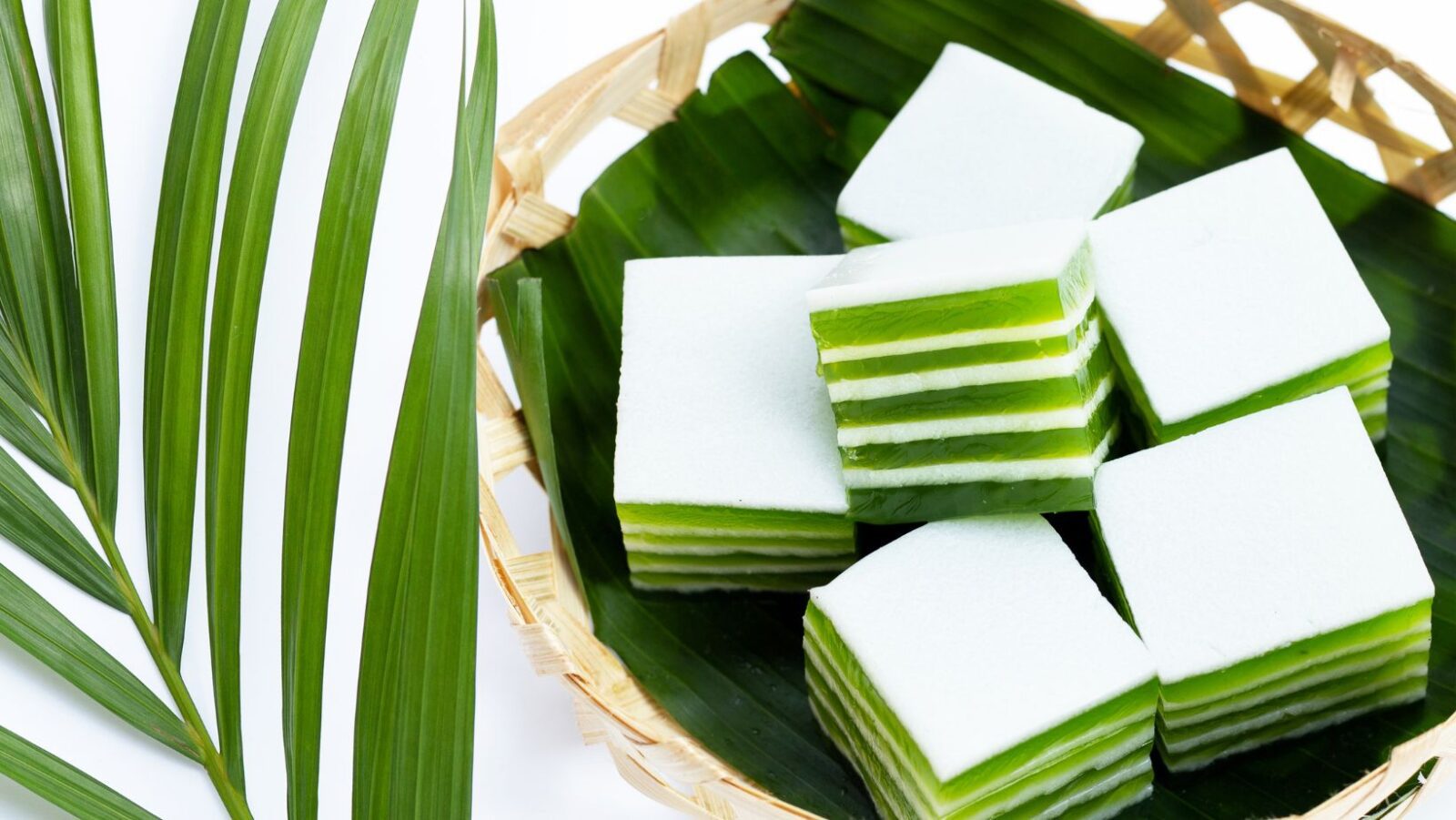 A Taste of Thailand: Pandan Coconut Milk Jelly Recipe