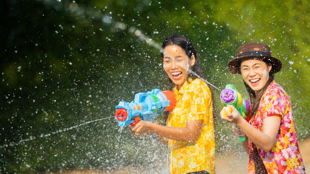 Enjoy the WESTERN UNION Groovy Songkran Promotion!