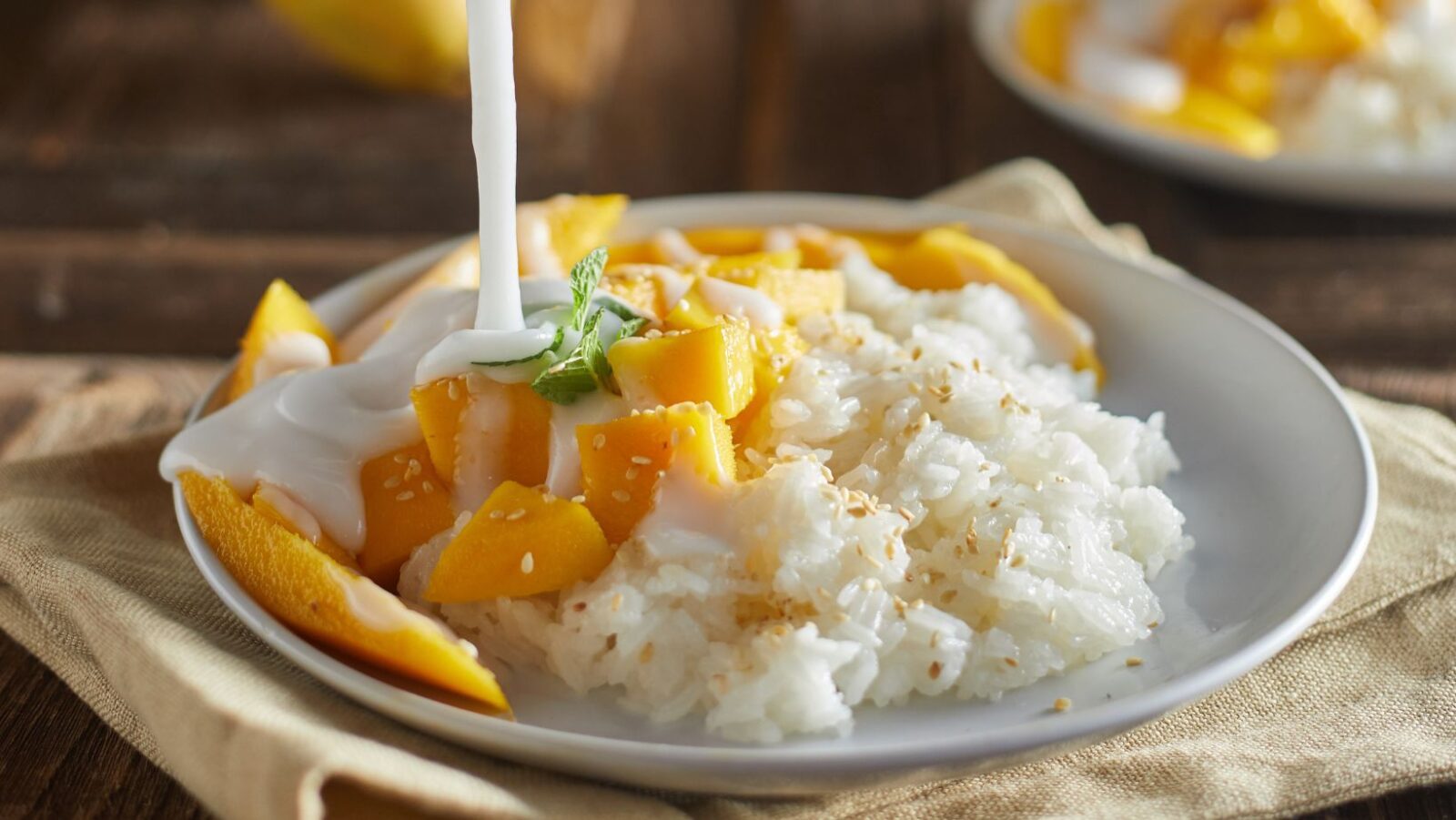 10 Mango Dishes to Celebrate National Mango Day in Thailand